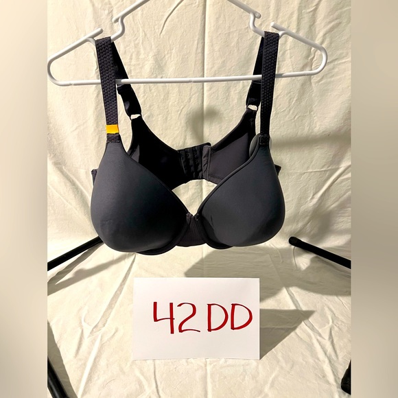 Vanity Fair | Intimates & Sleepwear | Americas Smoothing Underwire Bra ...